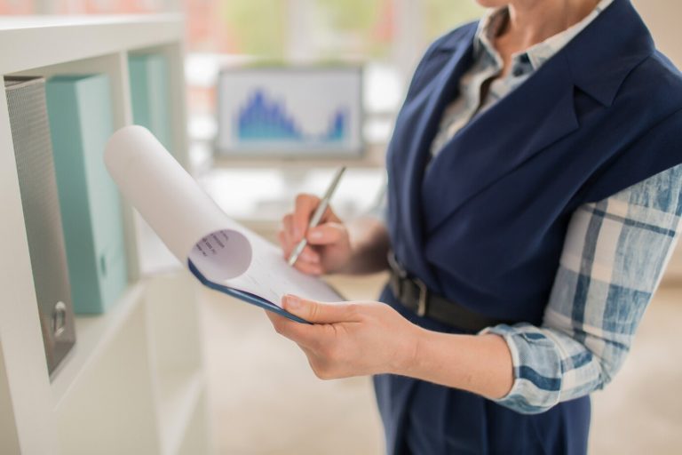 Standar Operasional Prosedur (SOP) untuk Usaha Laundry - USAHALAUNDRY.ID
